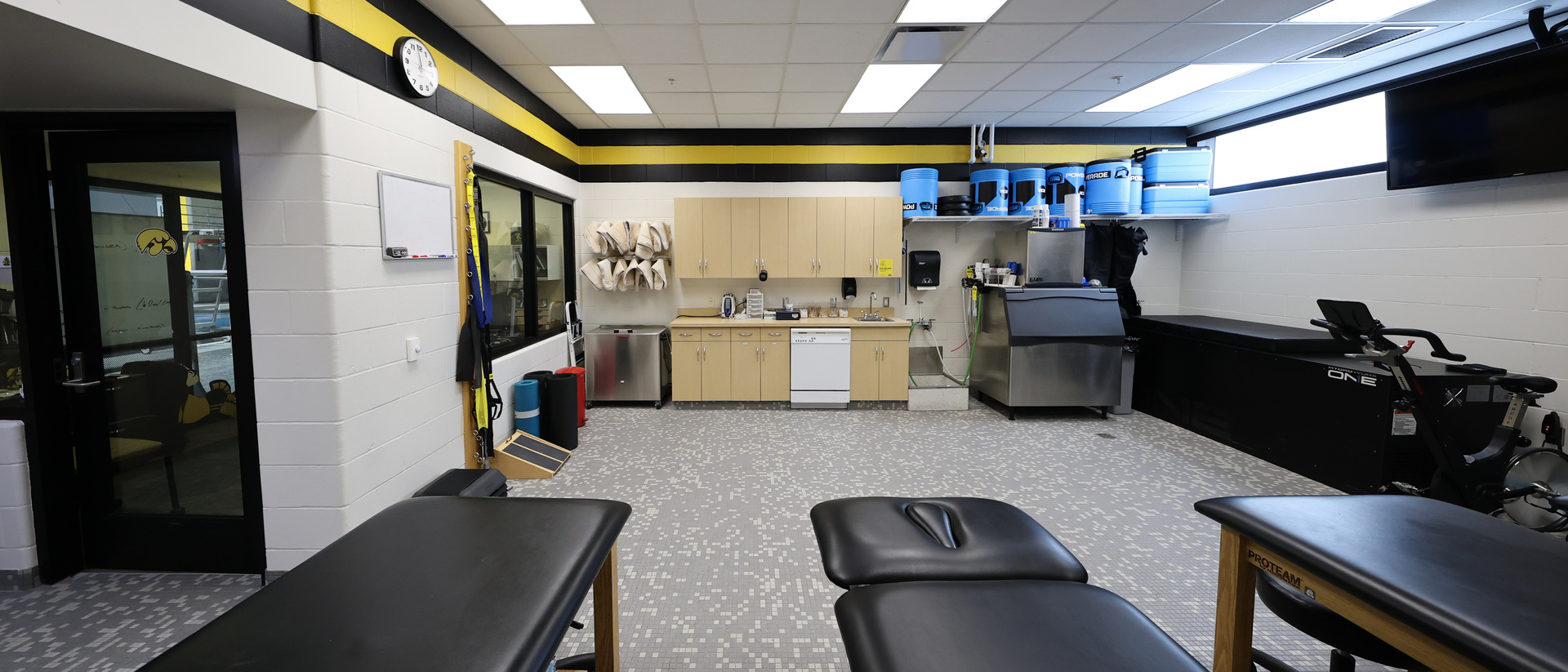 Campus Recreation and Wellness Center | Iowa Athletics - Sports ...